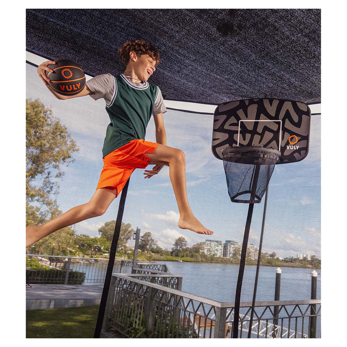 Vuly Trampoline Basketball Set